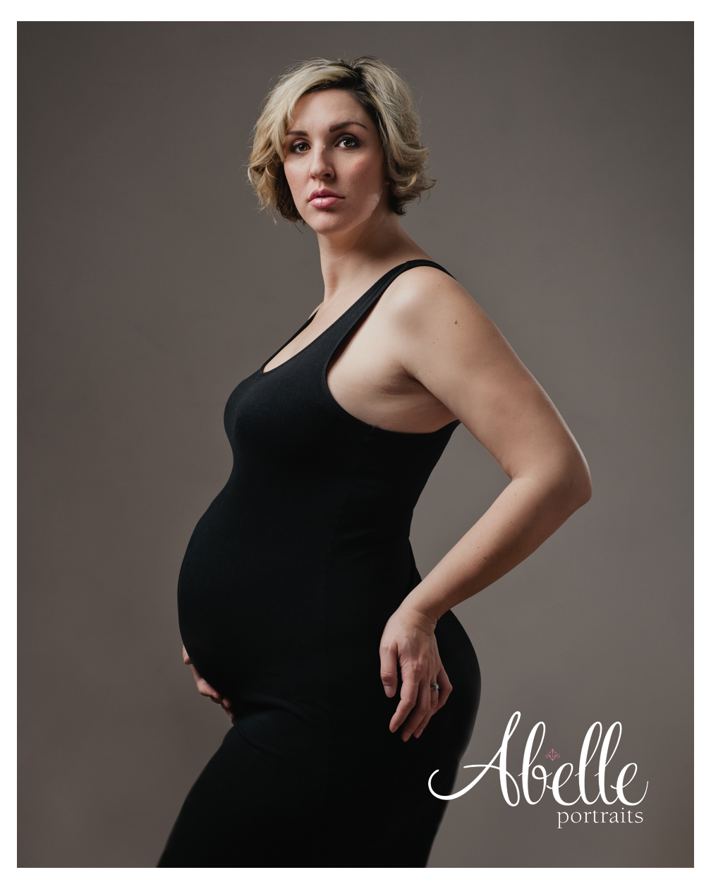 Preggy and Pretty. A maternity portrait photoshoot turns magazine-style ...